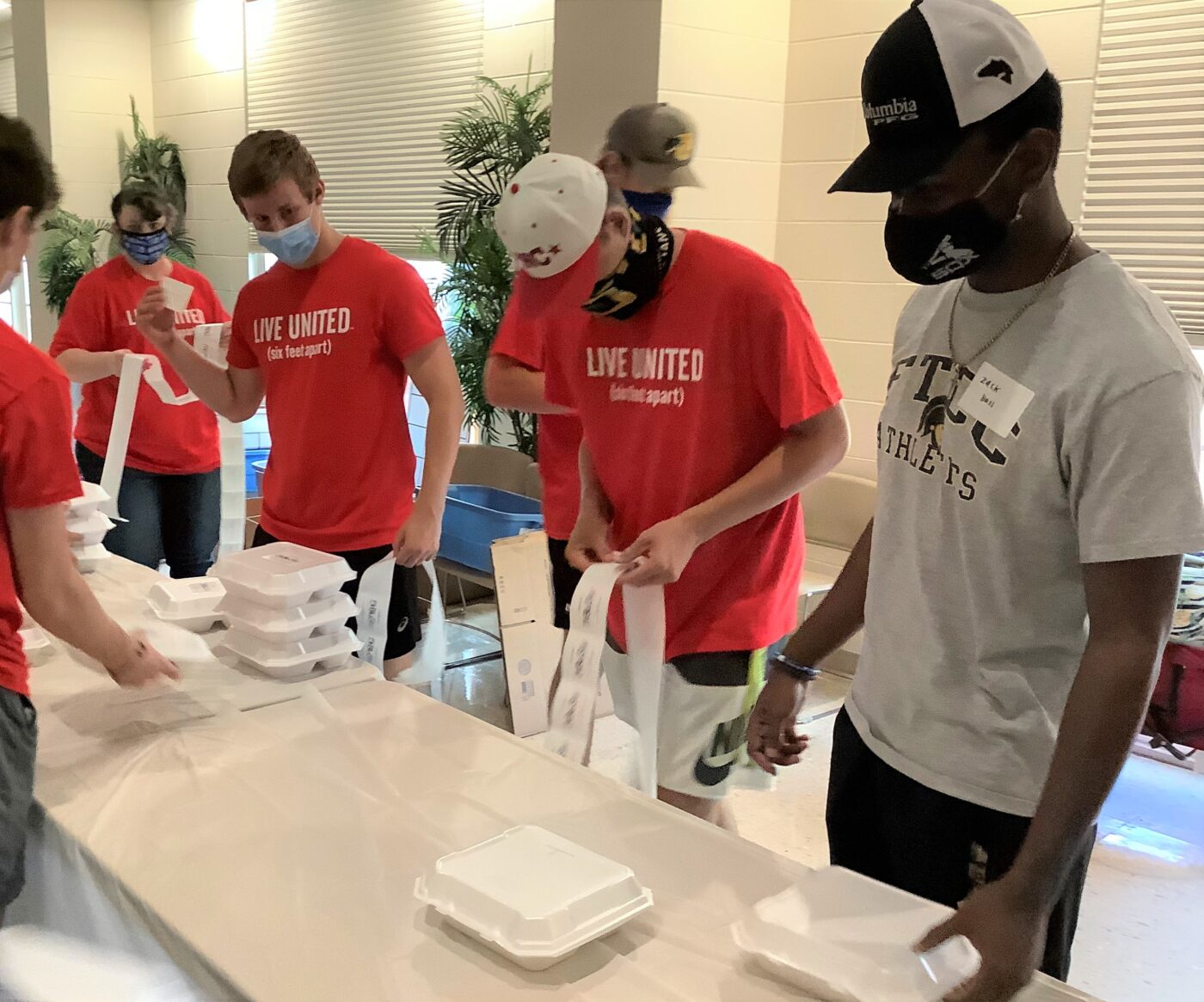 FTCC Baseball players volunteer with United Way of Cumberland County ...