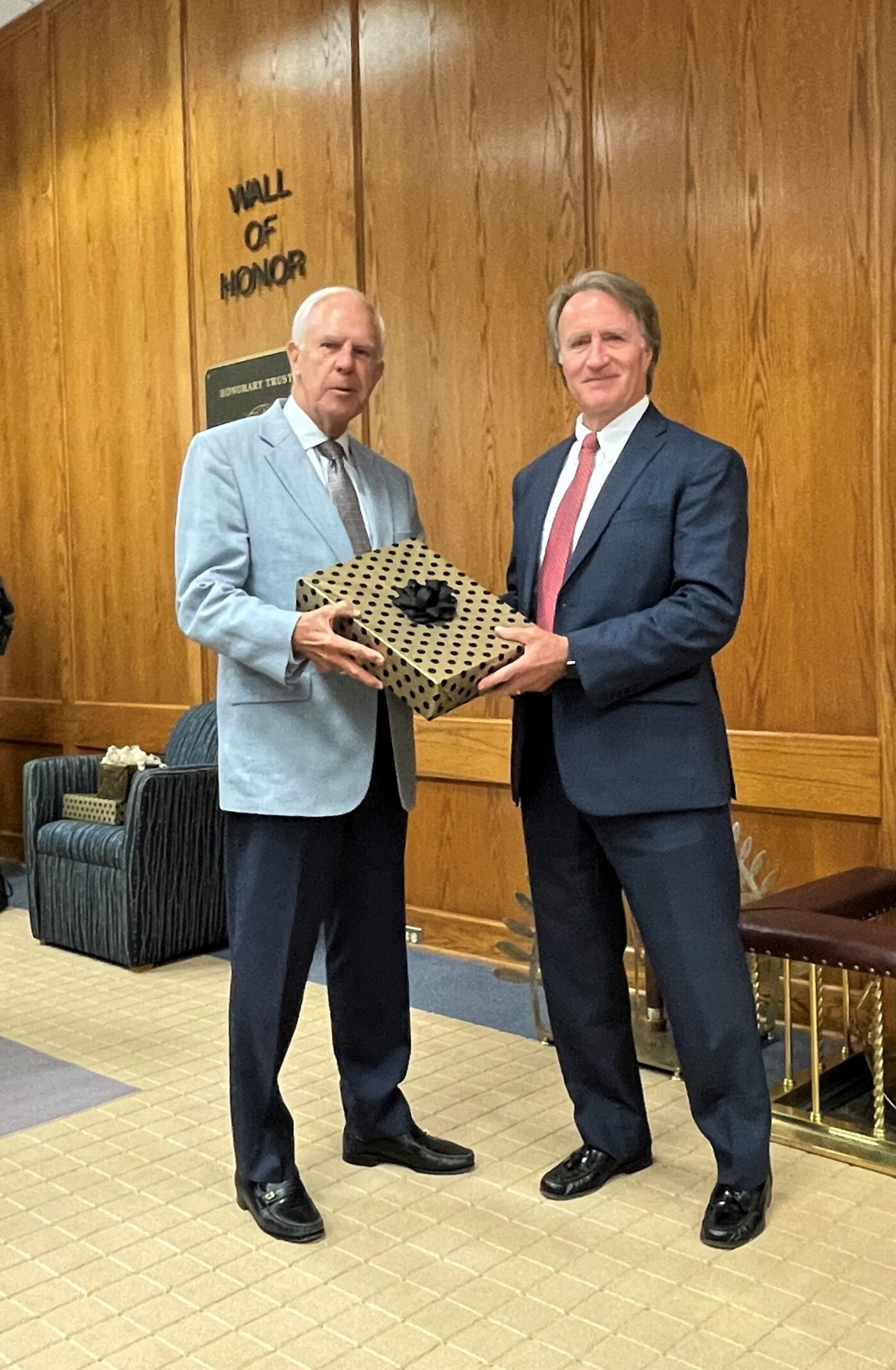 FTCC Board of Trustees elects new officers and welcomes new board ...