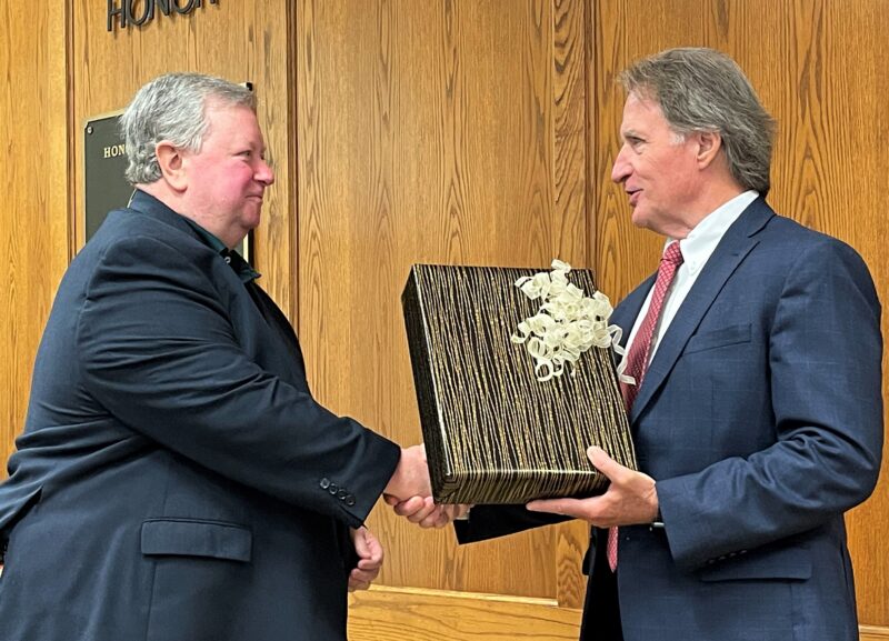 FTCC Board of Trustees elects new officers and welcomes new board ...