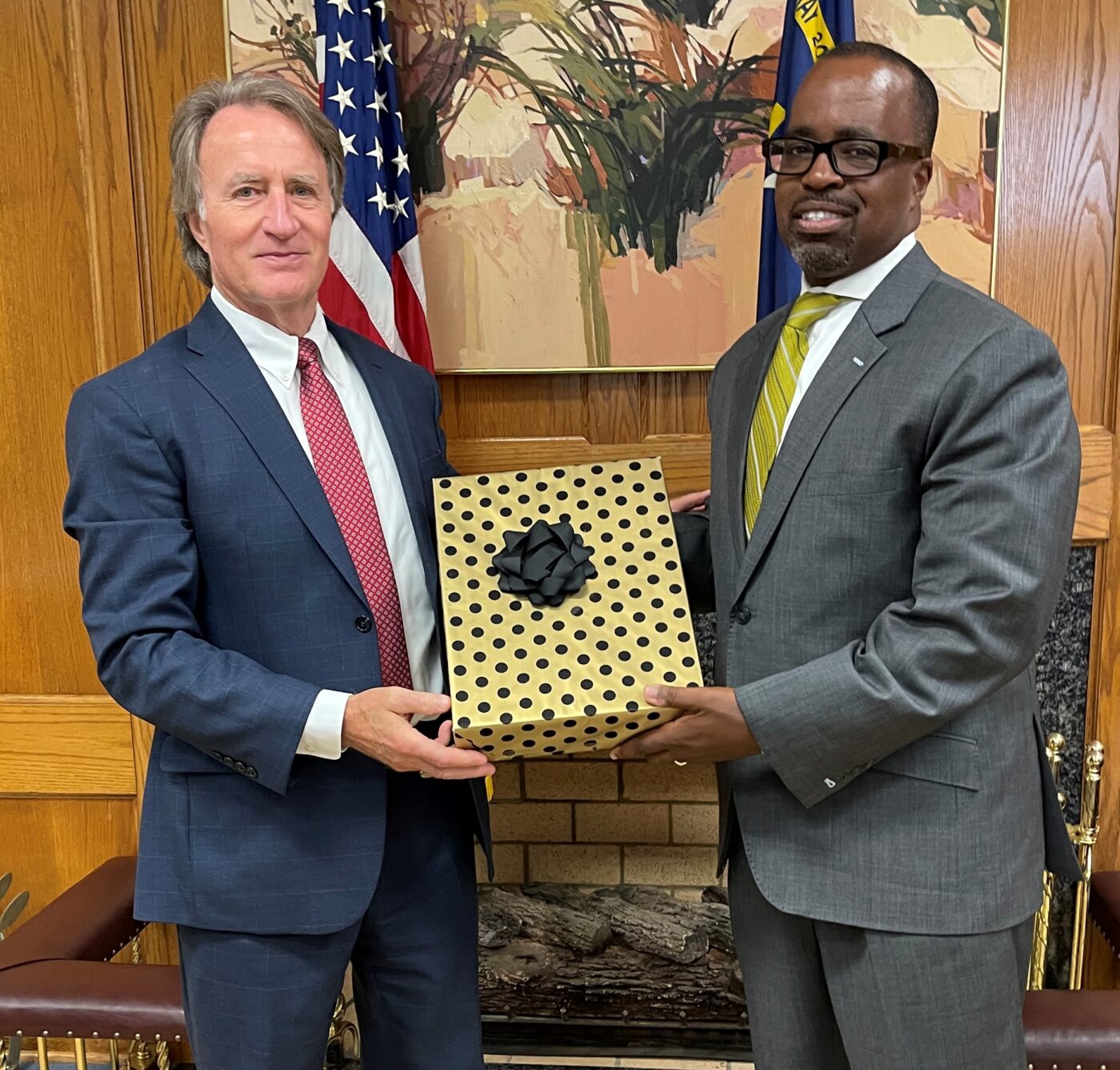 FTCC Board of Trustees elects new officers and welcomes new board ...